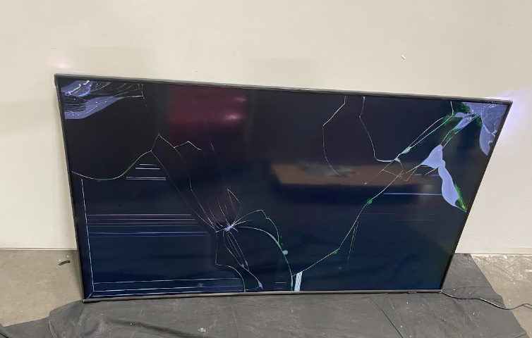 For Parts: SAMSUNG 50" Class Q60BD QLED QN50Q60BDFXZA PHYSICAL DAMAGED ...